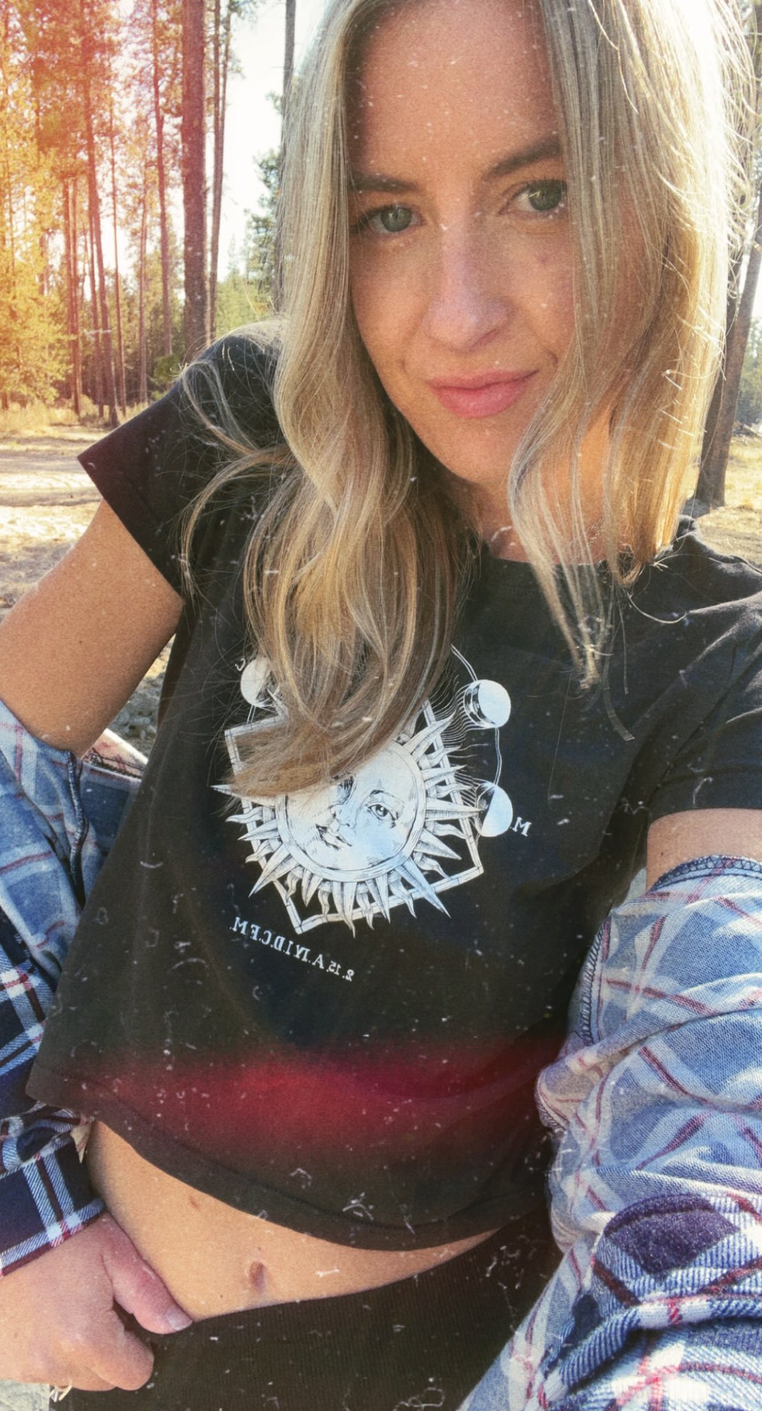 TW Pornstars - 1 pic. BlondeFox_SilverFox. Twitter. 🌘🦊🌒. 8:40 PM - 14 ...