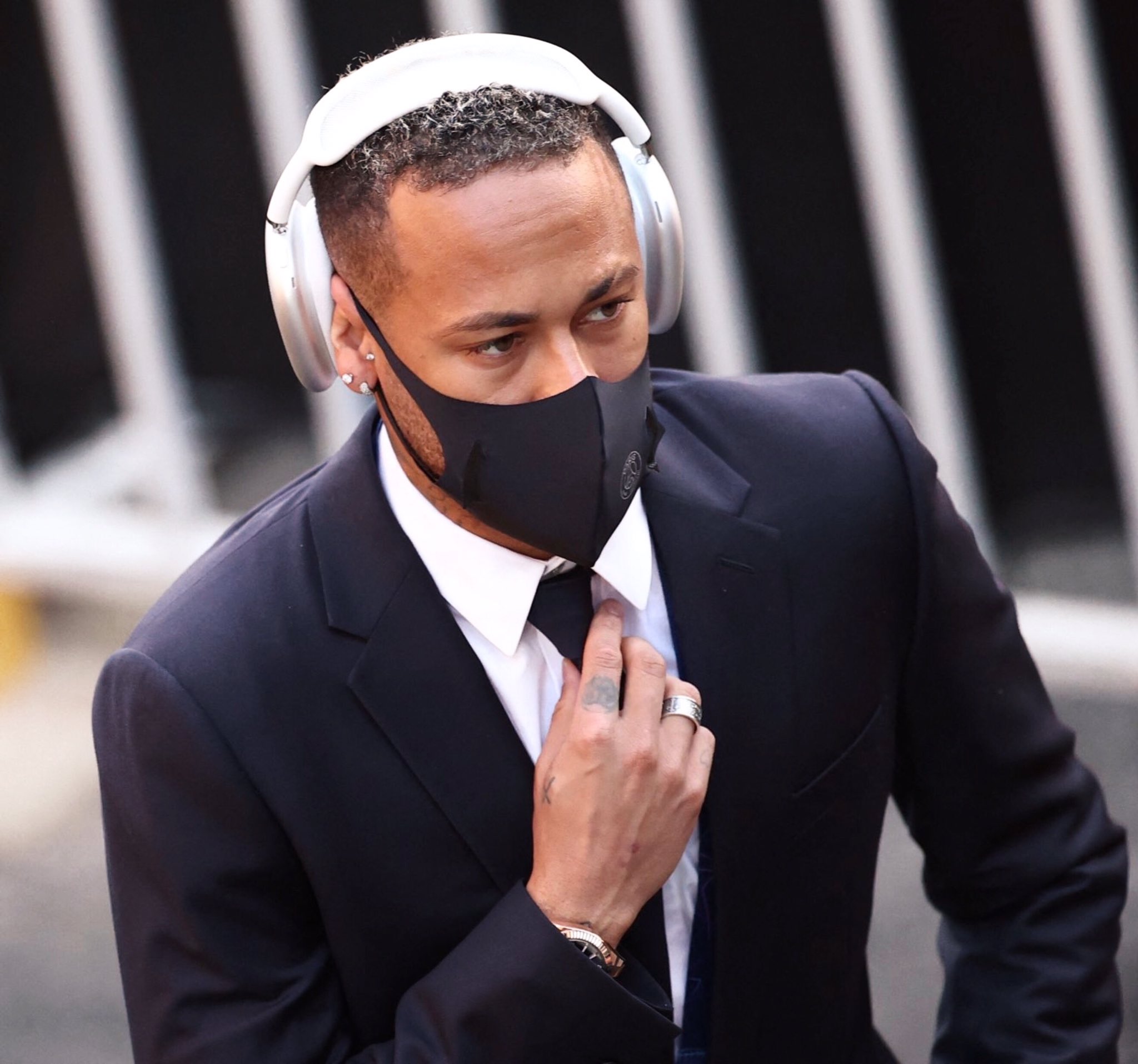 Neymar Dress Style