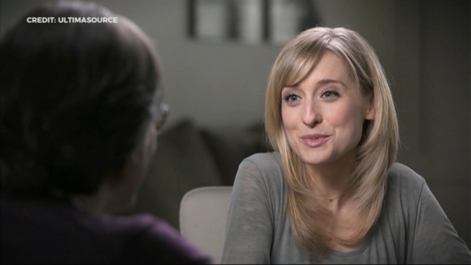 Allison Mack Wallpaper