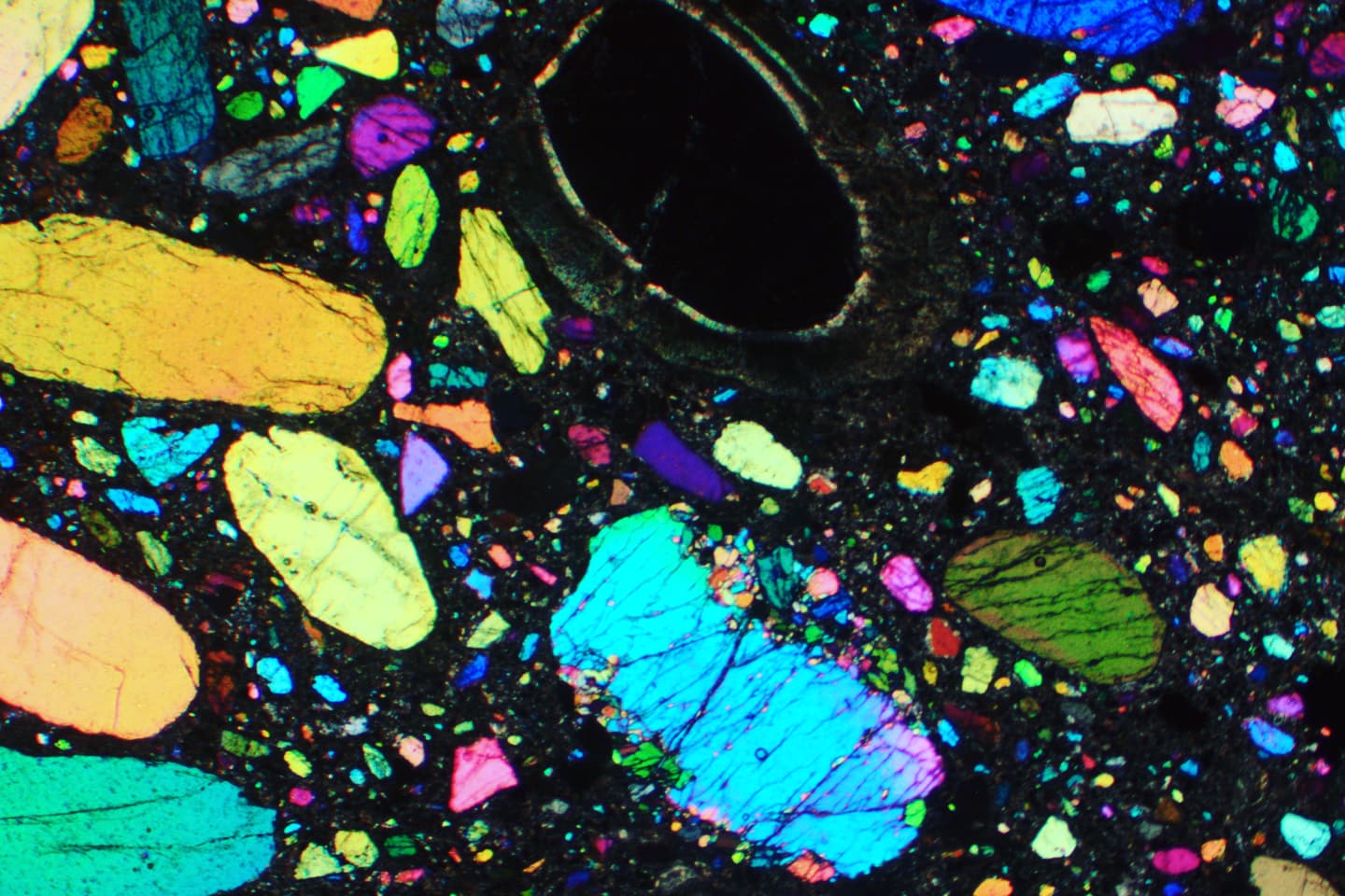 Olivine Thin Section Xpl