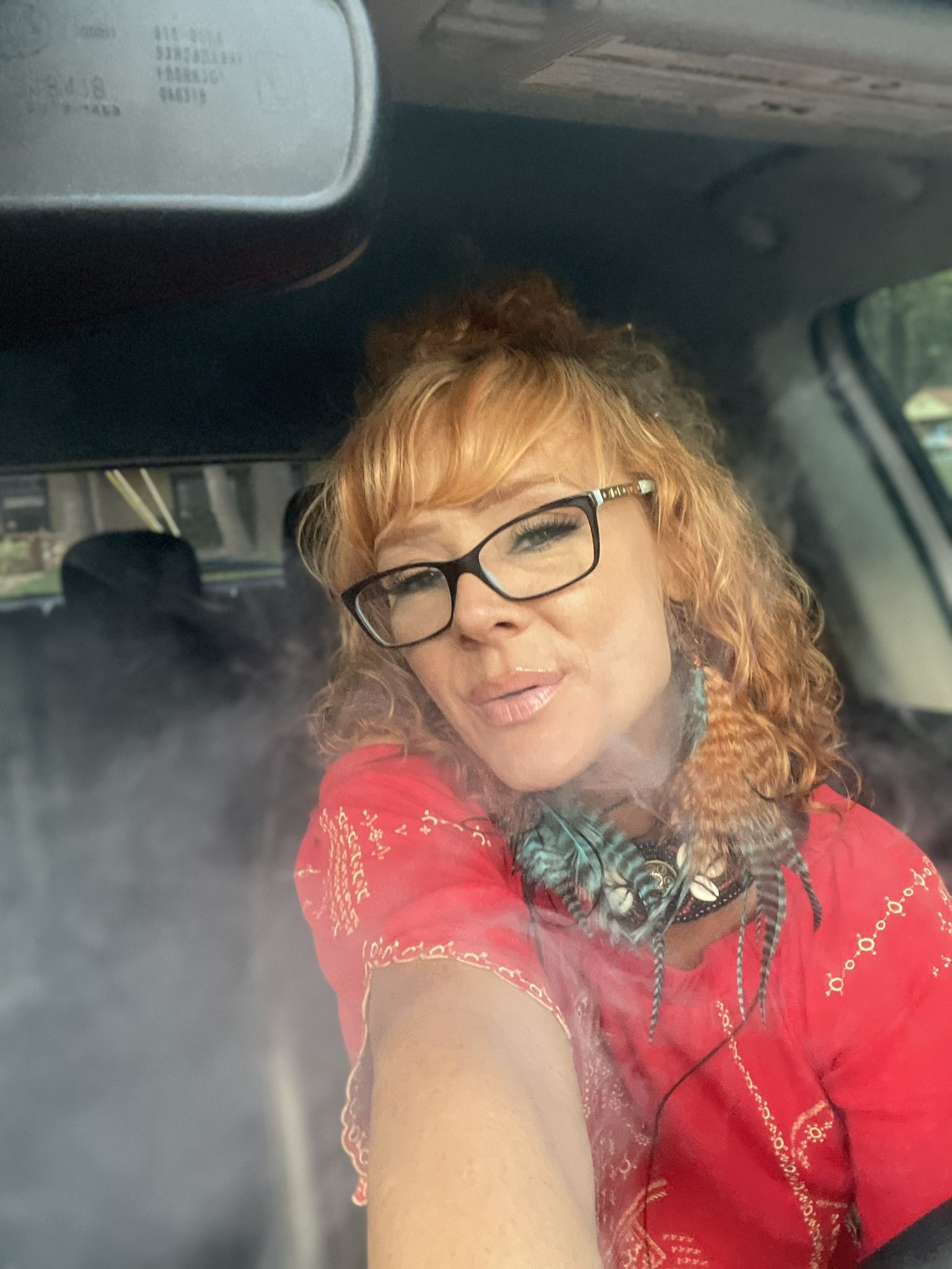 Tw Pornstars 3 Pic Audrey Hollander Twitter Having A Smoking