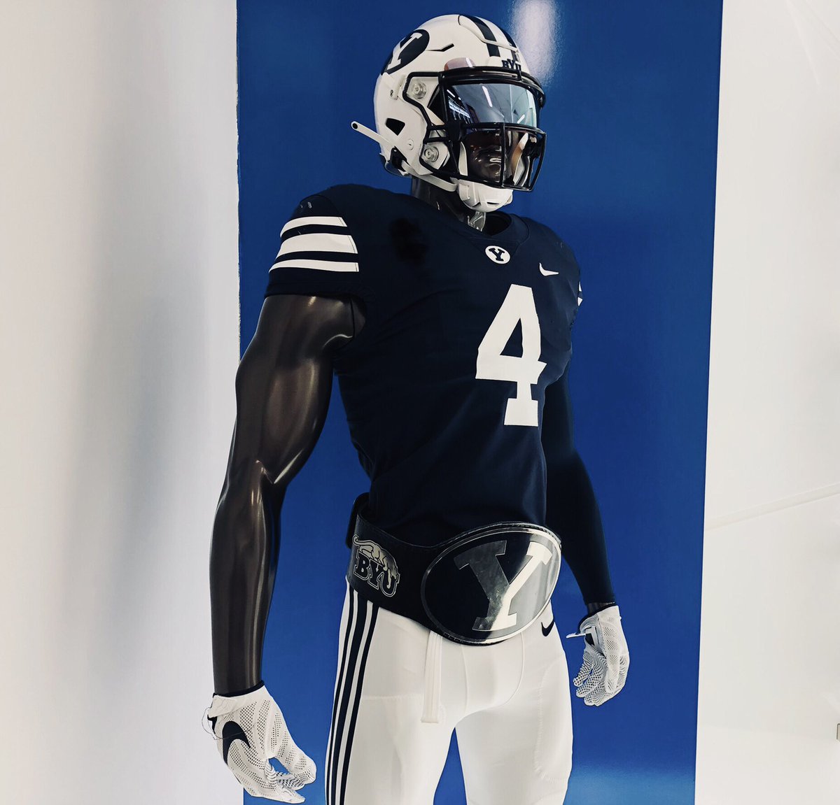 BYU wearing Navy uniforms for USF...complete with Turnover Belt 😎 : r/CFB