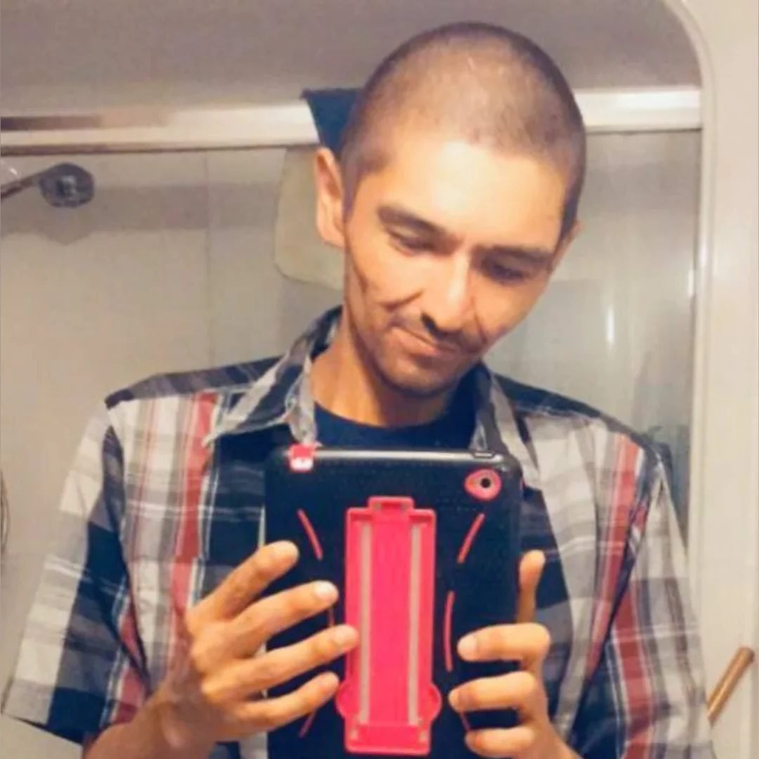 MooseFactoryIslander (@batboy_lives) | Twitter