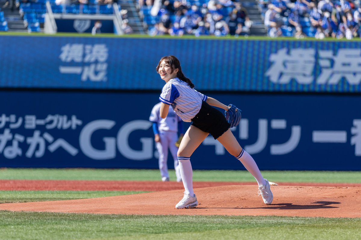 Pococha(ポコチャ)公式 on Twitter: "横浜DeNAベイスターズ公式戦にて「Pococha DAY」を開催しました👏🎉 始球式：りなりんさん、花束贈呈：進撃のめろ公さん ...