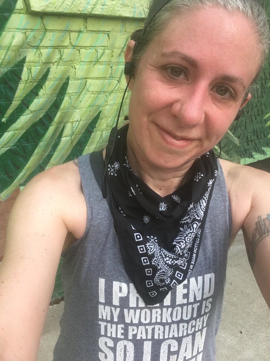 Kim Guinta's Instagram, Twitter & Facebook on IDCrawl