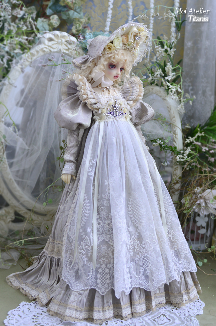 Moi Atelier on Twitter: "소장용 티타니아 판매합니다. 차트없음(실제로는 노란색 광택이 더돕니다 사담계참고바람) sdgr 사이즈 구성-드레스,에이프런 ...