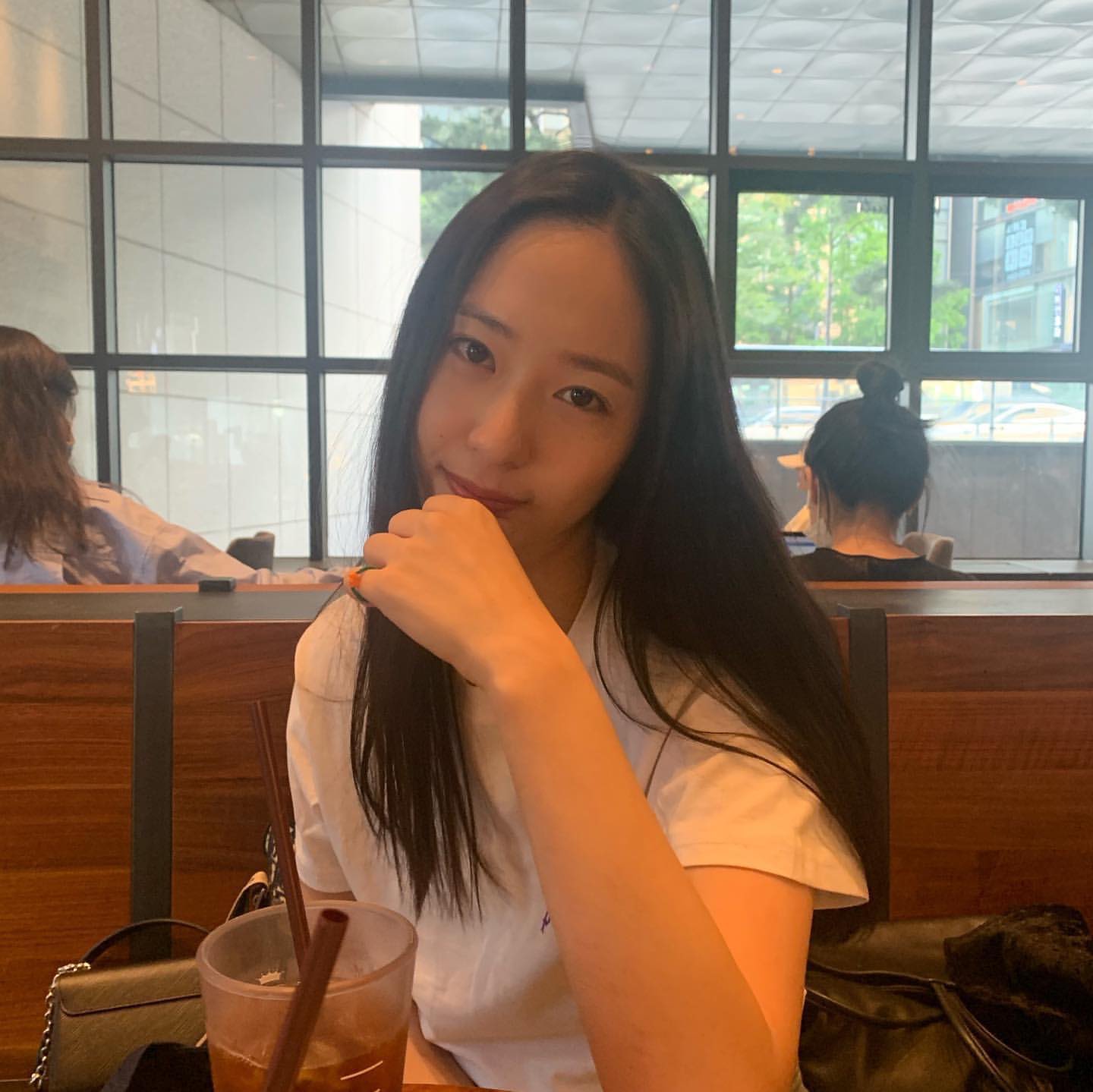 KRYSTAL-THAILAND on Twitter: "200620 #KRYSTAL : Instagram Update #vousmevoyez https://t.co ...
