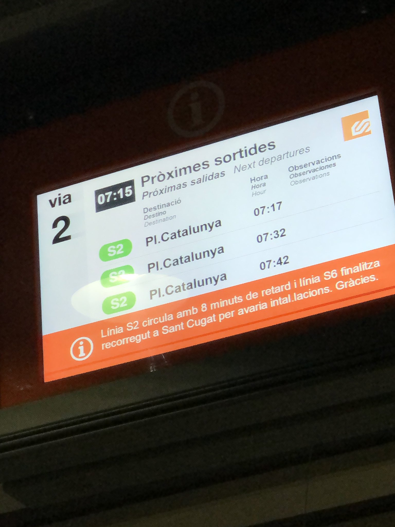 FGC on Twitter: "Línia Barcelona-Vallès: Línia S2 Sabadell funciona amb retards de fins a 8 ...