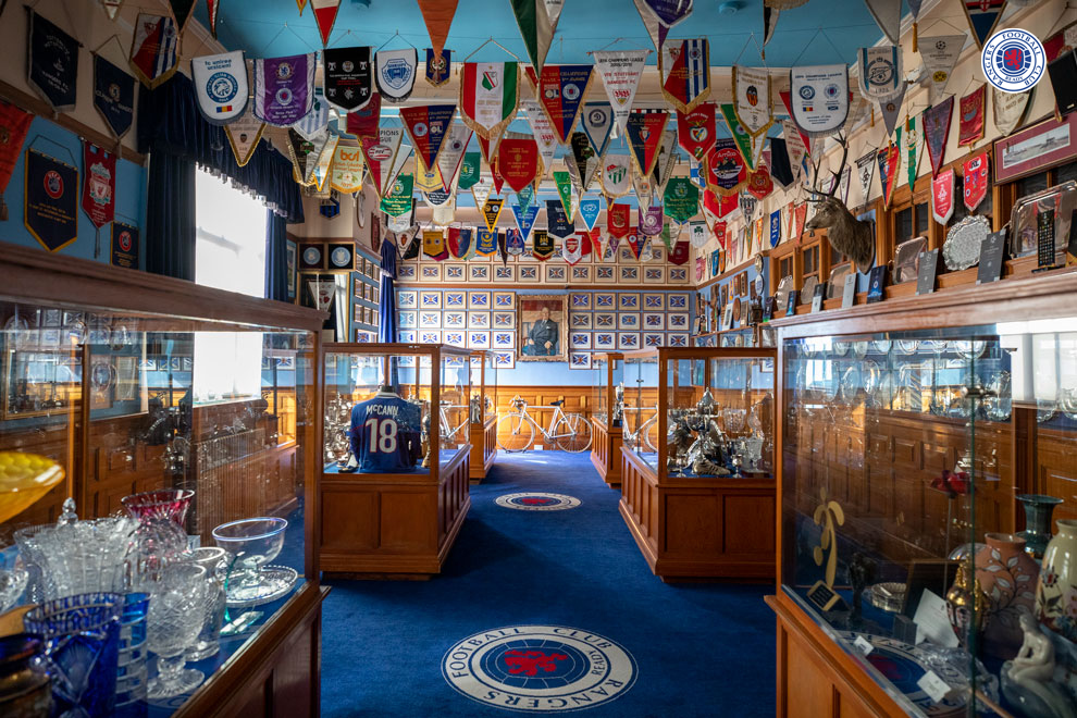 Neil McCann | FollowFollow.com