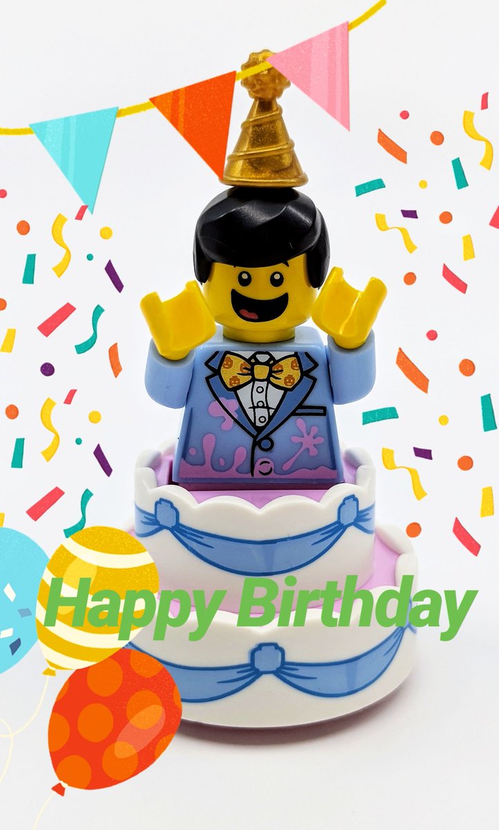 LEGO Minifigure Mask & Hands Costume Review | BricksFanz