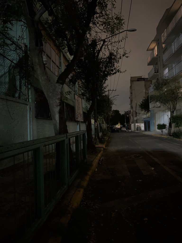 Annie Islas on Twitter: "@BJAlcaldia @AccionesBJ En la calle Rafael Martínez esq. San Simón Col ...