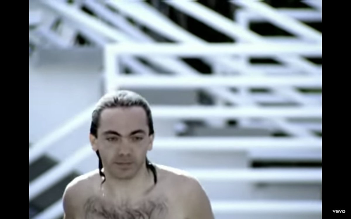Edwin Rager on Twitter: "El video de "Azul" de Cristian Castro es una obra de arte que merece su ...