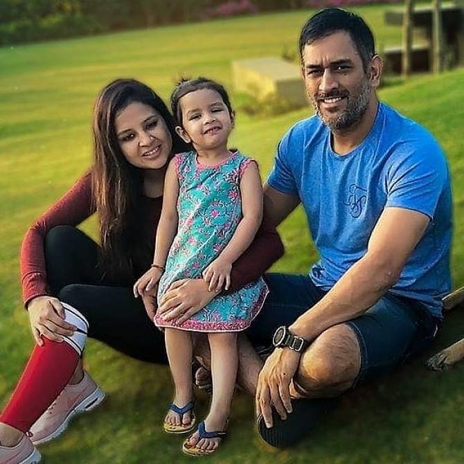 Ms Dhoni Family Photo