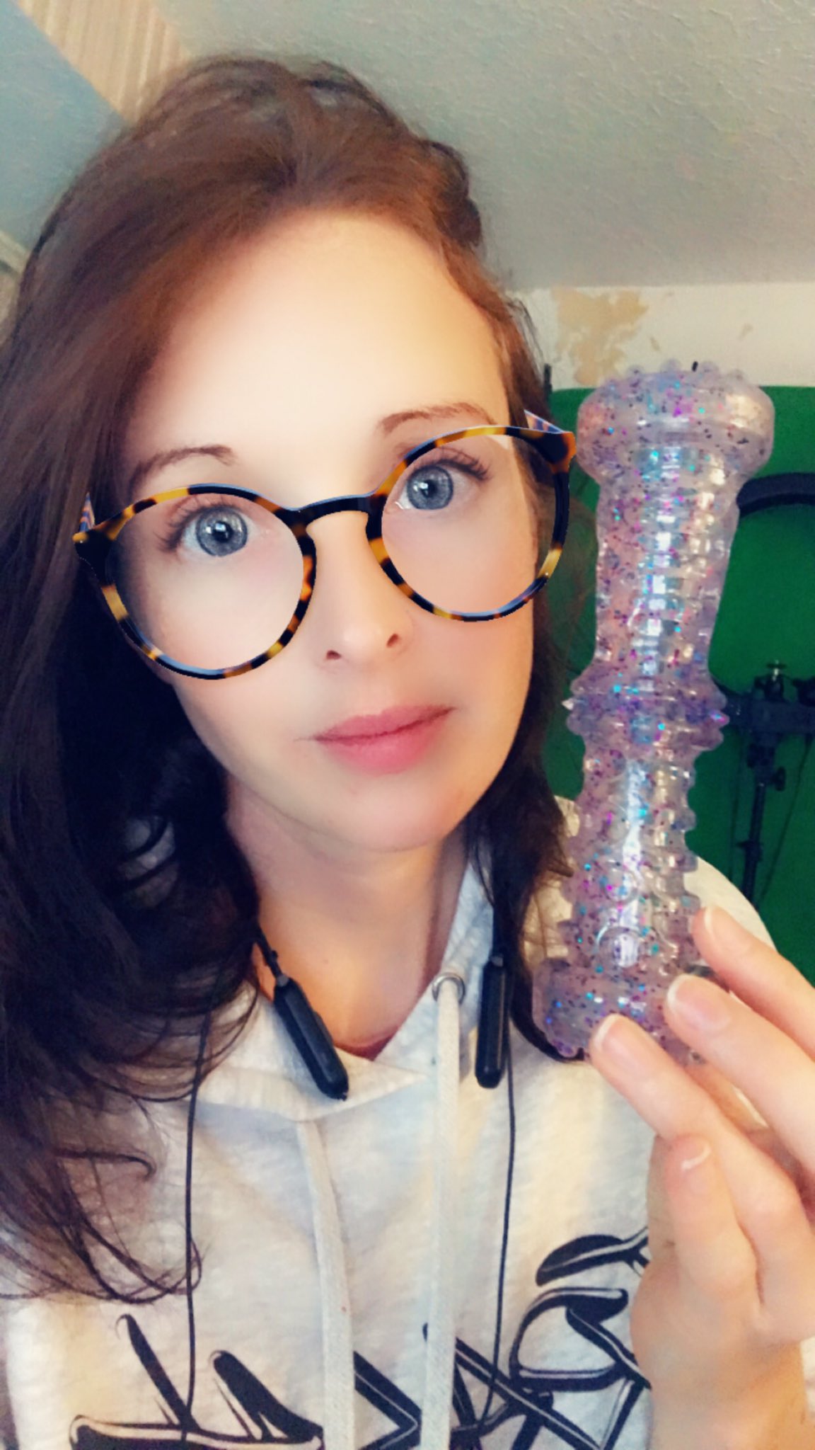 ASMR Angel - Charlotte on Twitter: "@spartanfred1044 I’ve got one that looks like a butt plug 😂 ...
