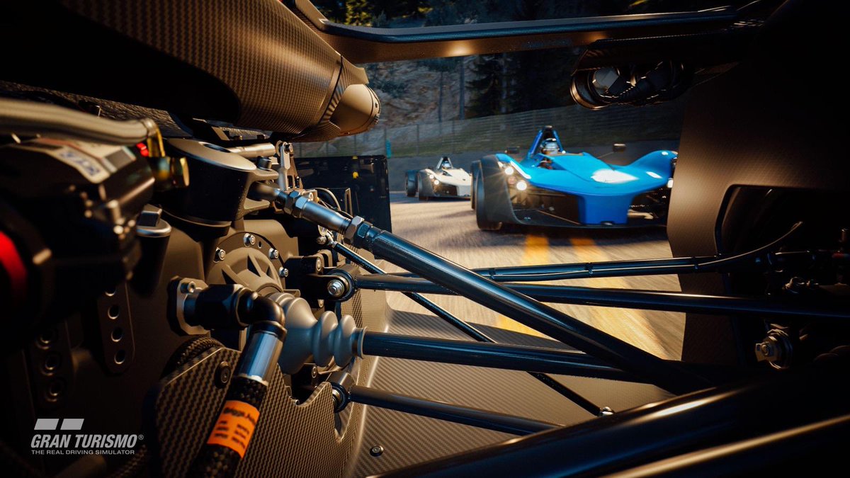 I think GT7 will have the SAME graphics as GT Sport. Not a bad thing ...
