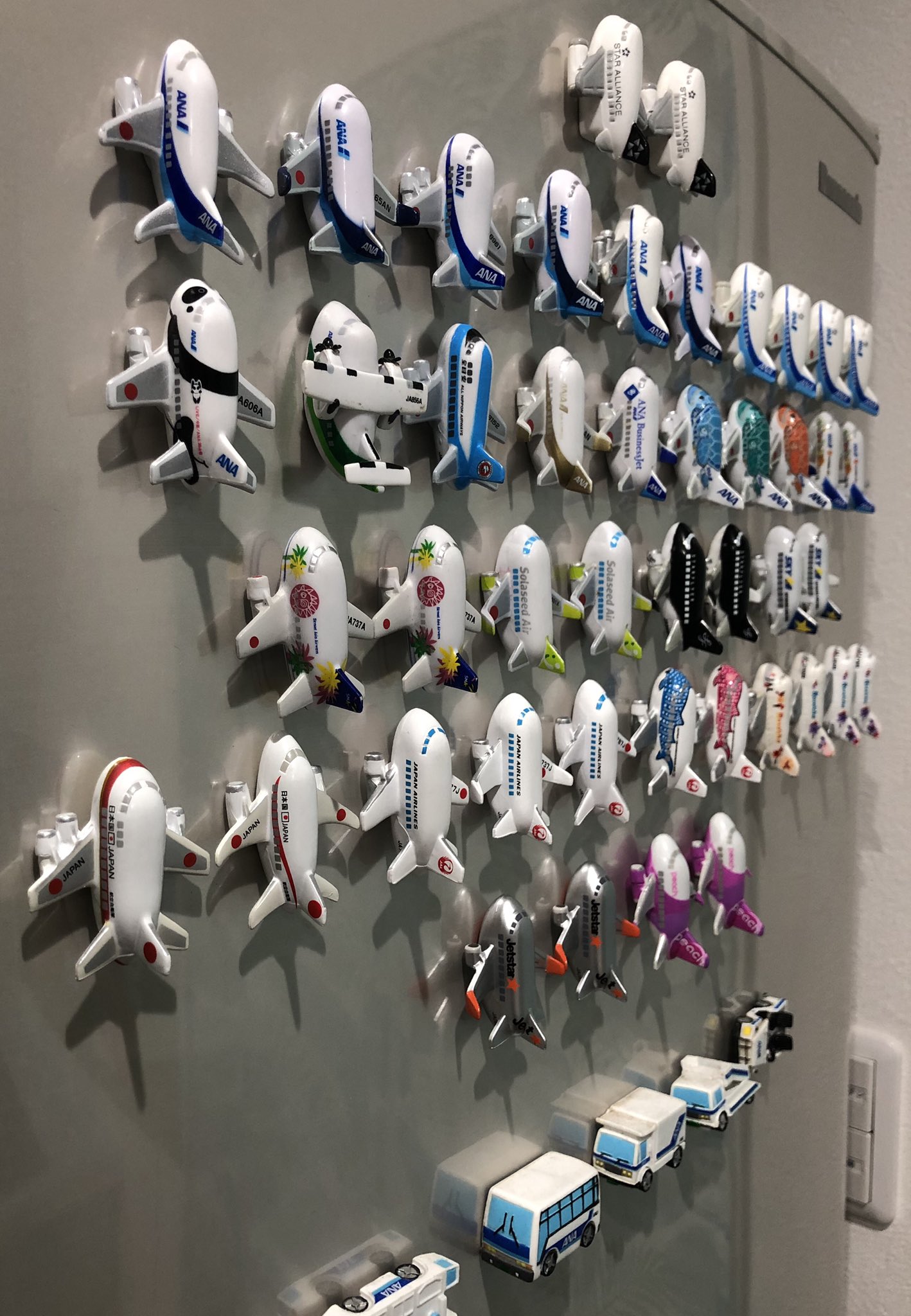 ︎Love ︎ANA ︎ on Twitter: "AirDoとJASのマグネットが 欲しい ️ https://t.co/hyoyK7jjLh" / Twitter