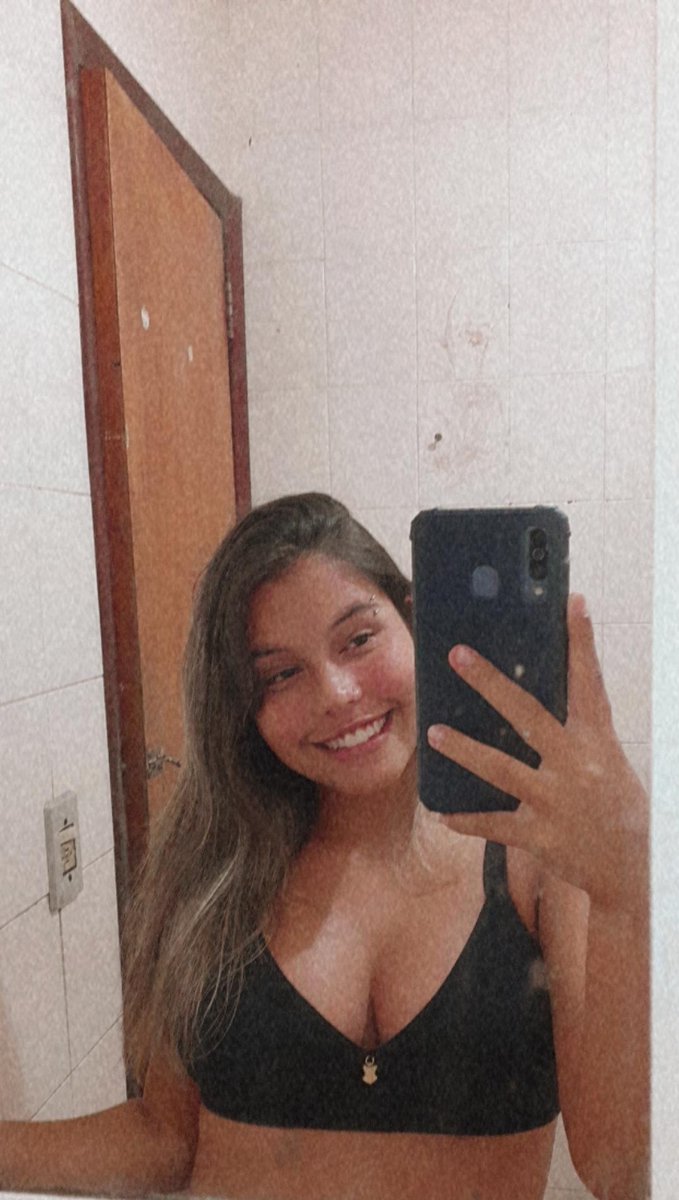 ℛ𝒶𝓎𝓈𝓈𝒶🌟 (@Chrixtina_Ray) | Twitter