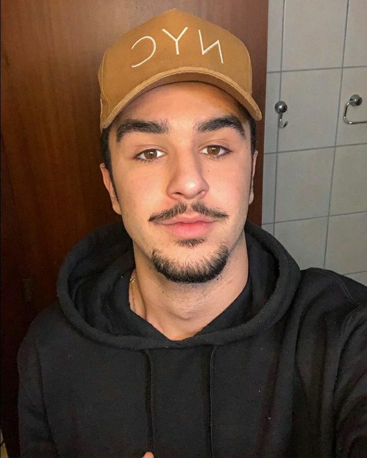 Kevin Mello's Instagram, Twitter & Facebook on IDCrawl