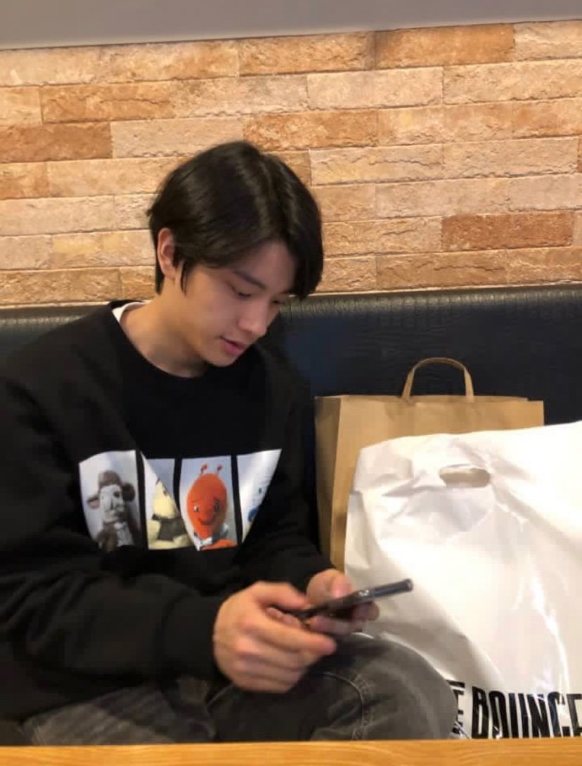 ENHYPEN PERU on Twitter: "「 FOTOS | 200617 」 #JAKE pre debut. ¡Al fin! 💛 - Mnet 2020.06.26 ...