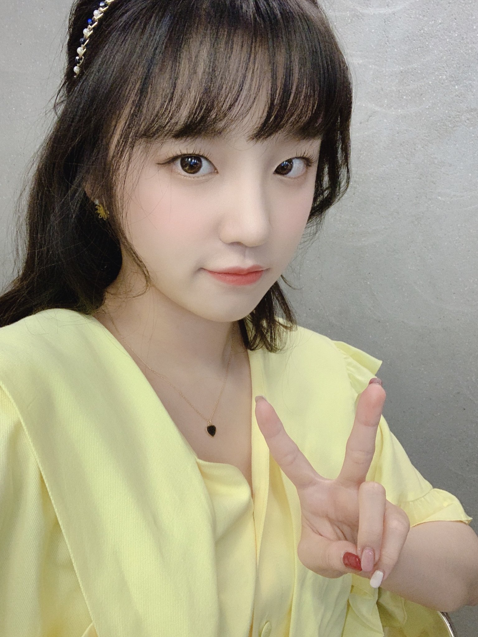 지민 (@rose_laq) / Twitter