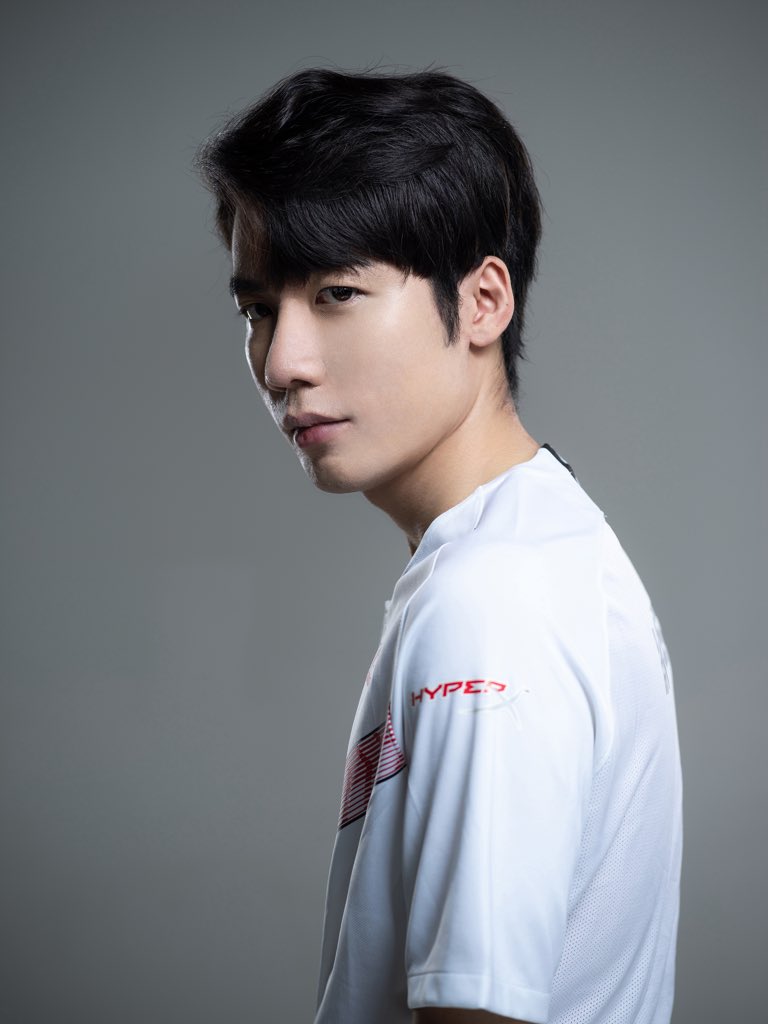 刘一村 #Worlds2020 on Twitter: "LPL MAKEUP PHOTO PART4 @LGDgaming vs @SNG_lol…