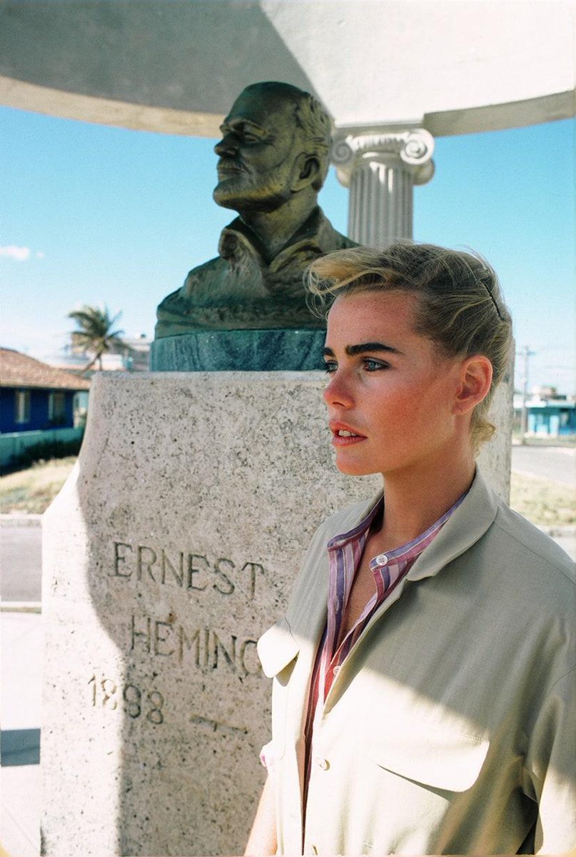 On this day in 1996, supermodel Margaux Hemingway left us. Take a look ...