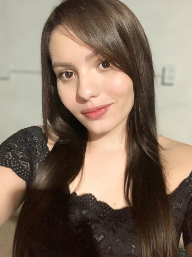 Amanda Maciel on Twitter: "23 aninhos. 🎊 https://t.co/I6p2WyIi7W" / Twitter