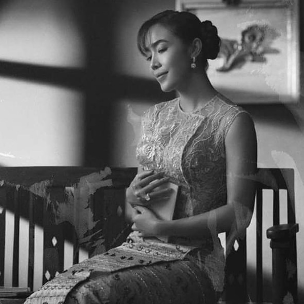 Moe Hay Ko New Photo