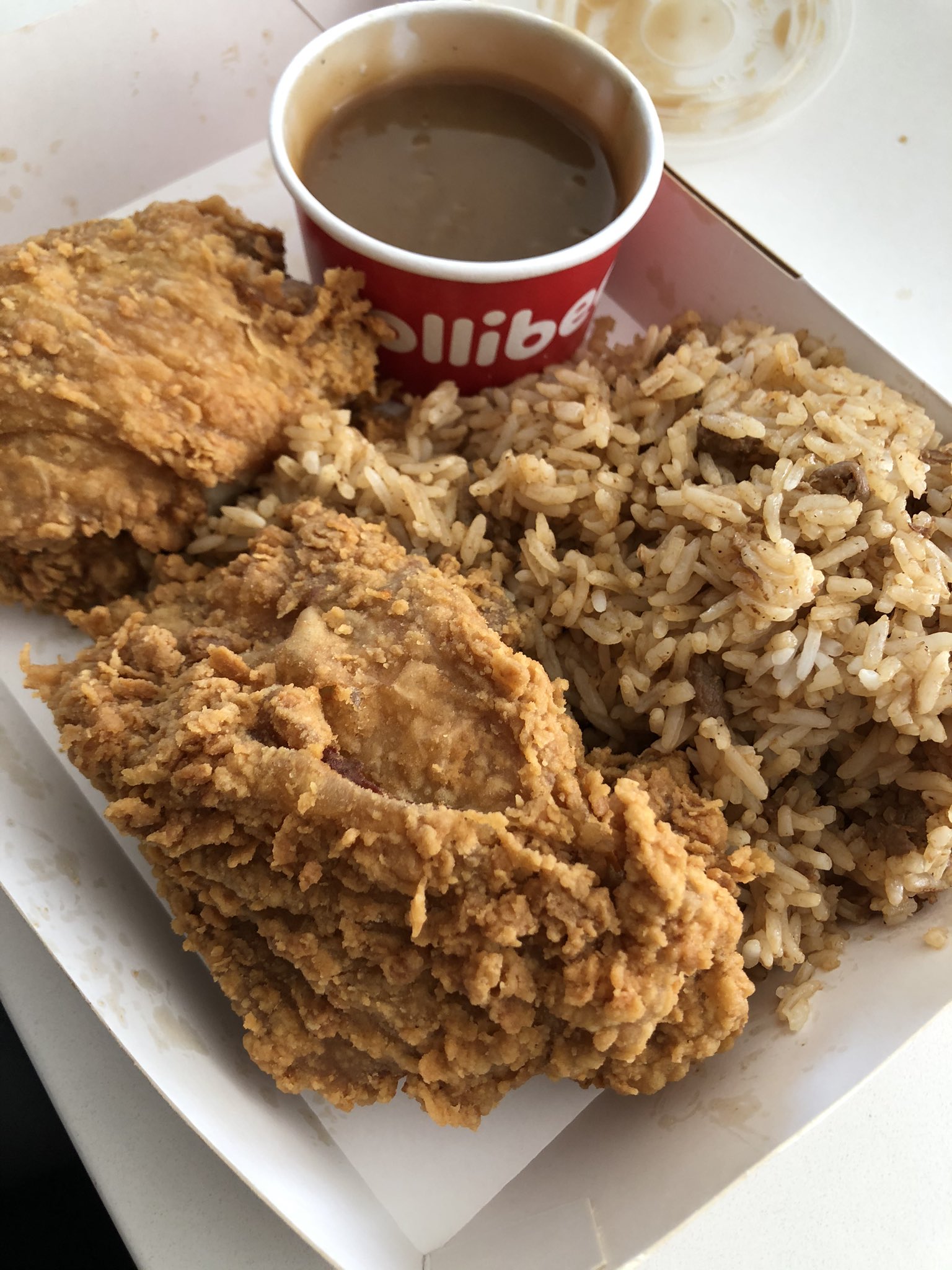 Jollibee Fried Chicken With Rice