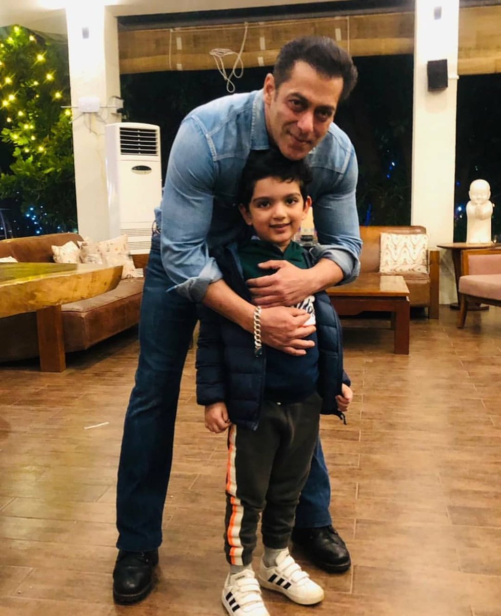 Shuaib Ali (@ShuaibA08819579) | Twitter