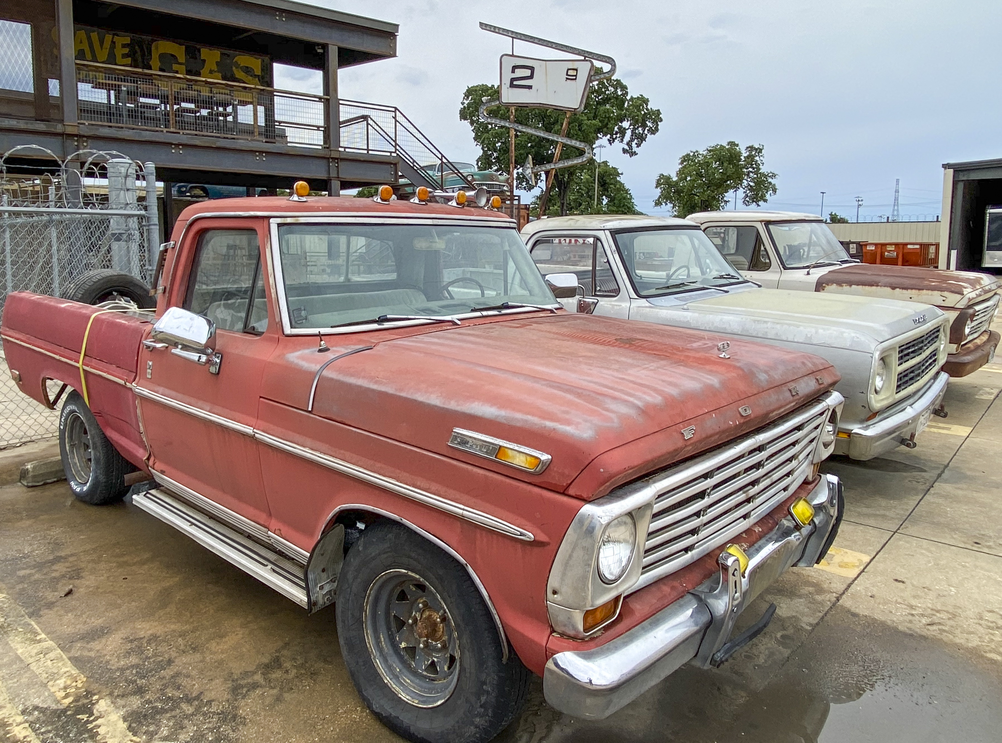 Gas Monkey F100 Rusty