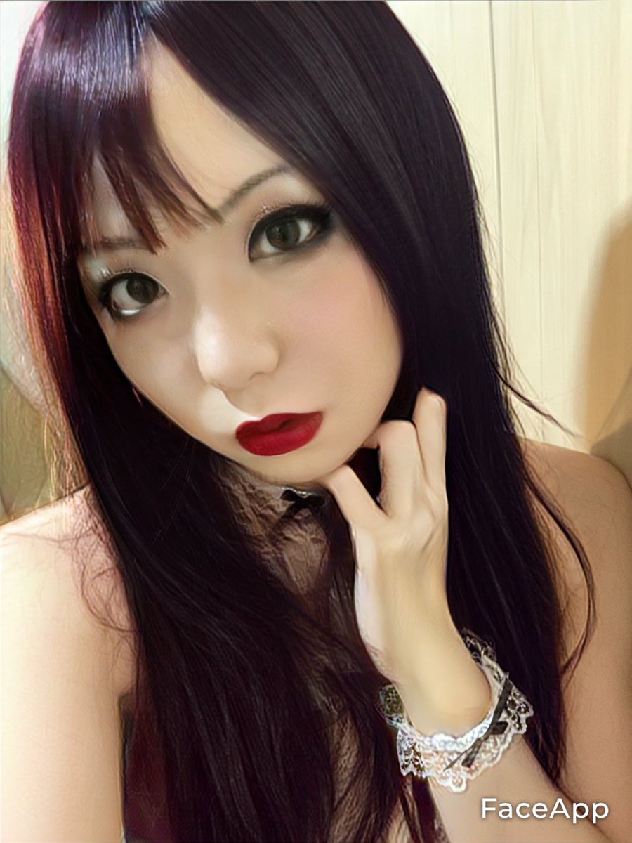 发现一个 超好玩的p图app Green茶茶酱 @meizaijiang