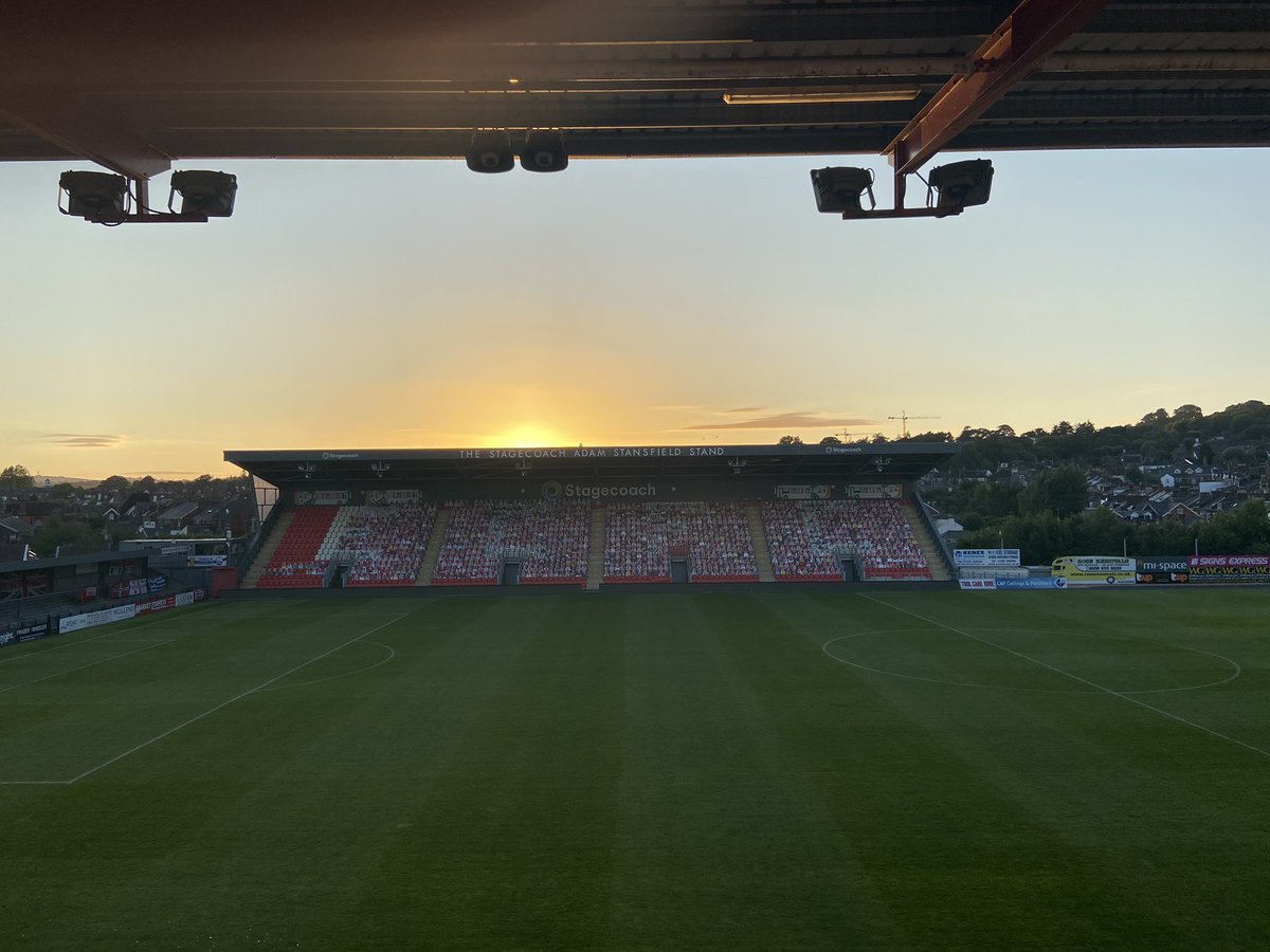 ☀️ The sun sets on a tremendous effort by the players and the fans in ...