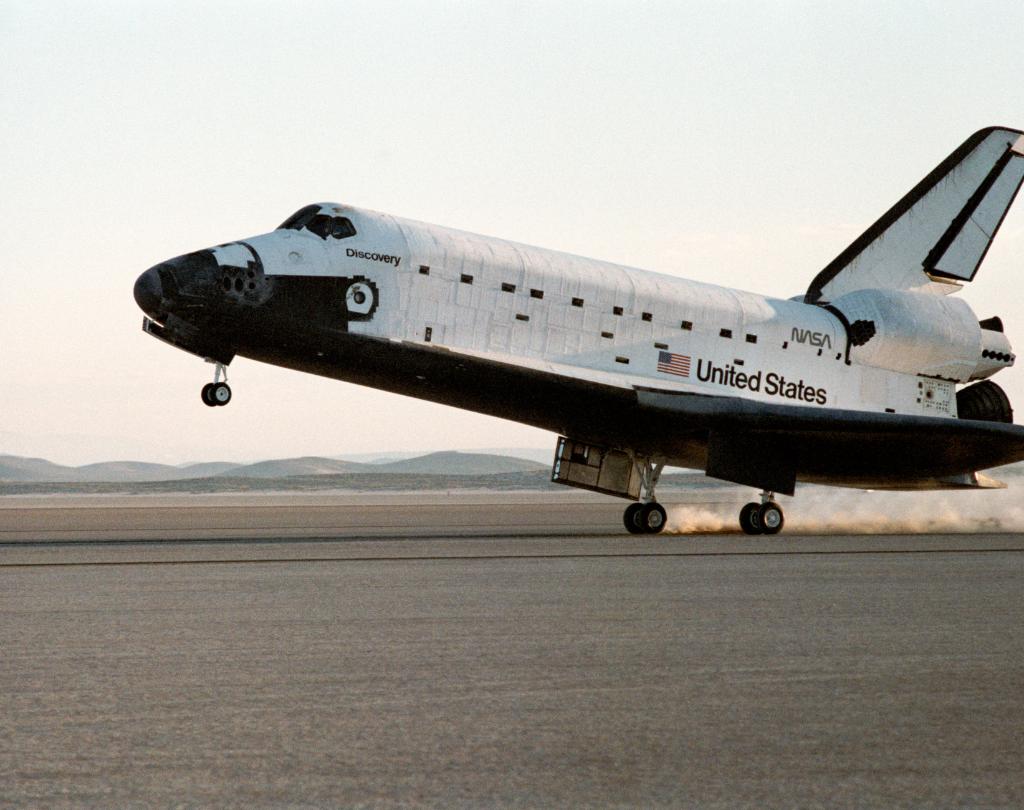 OTD in 1985, the Space Shuttle Discovery landed at the Edwards Air ...