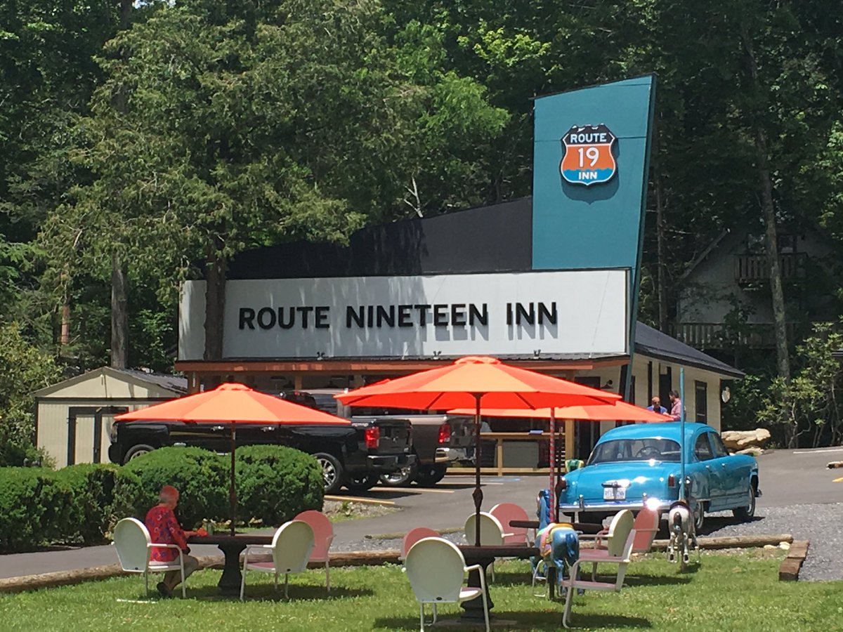 FLASHBACK IN TIME with a stay at this local retro motor lodge! After 2 ...