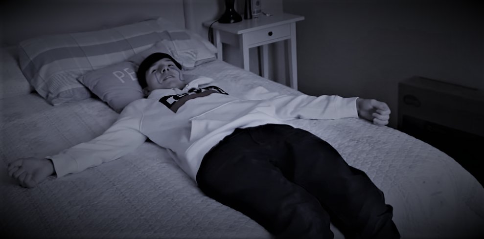 BEE 🐝🎃 (@BEE_guerrre) | Twitter