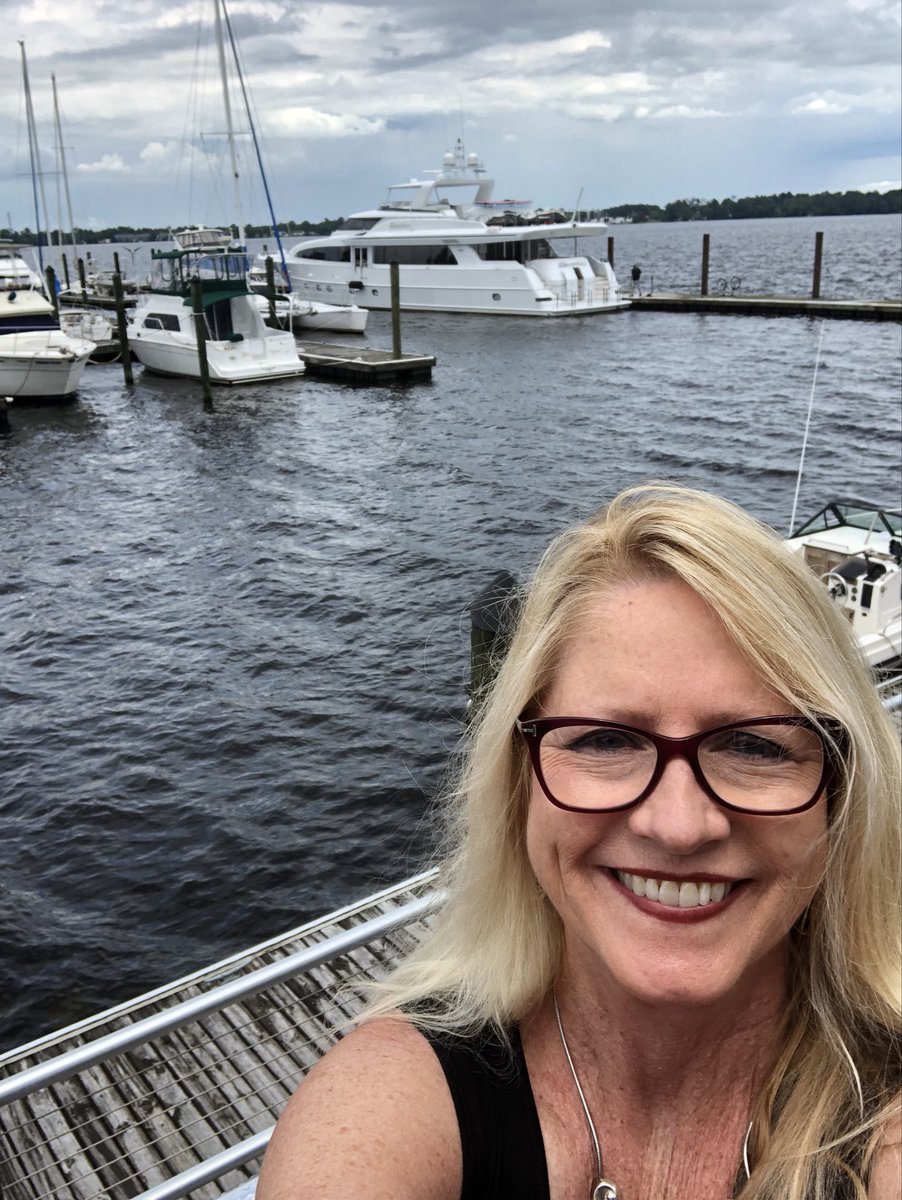 Jennifer Trimmer's Instagram, Twitter & Facebook on IDCrawl