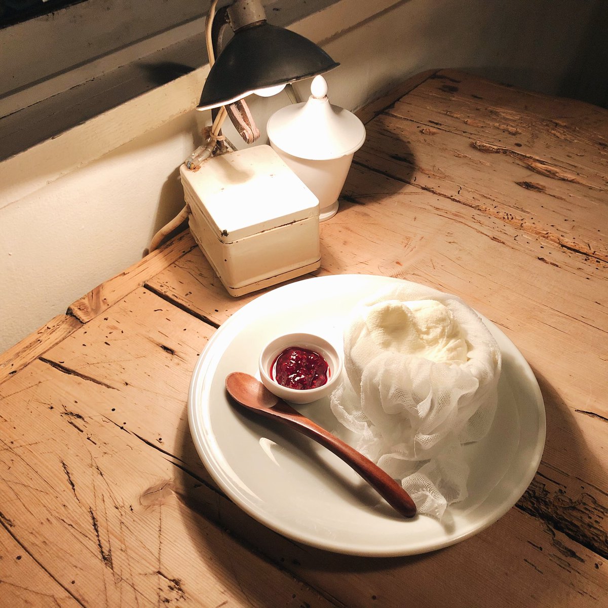 cafe & bar anthem | 日本最大級のSNS映え観光情報 スナップレイス