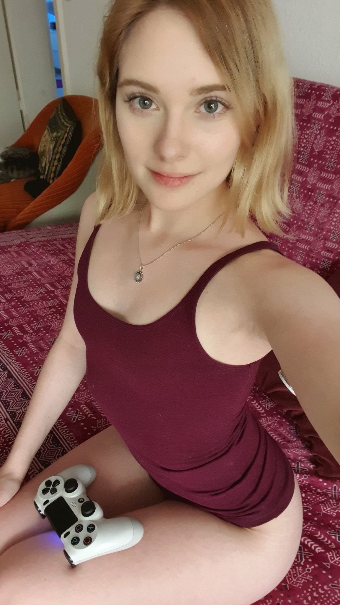 Tw Pornstars 2 Pic Lovlyluna Twitter Goodnight π Gaming