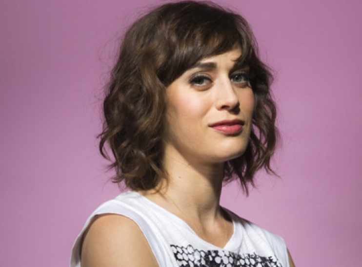 Lizzy Caplan Cloverfield