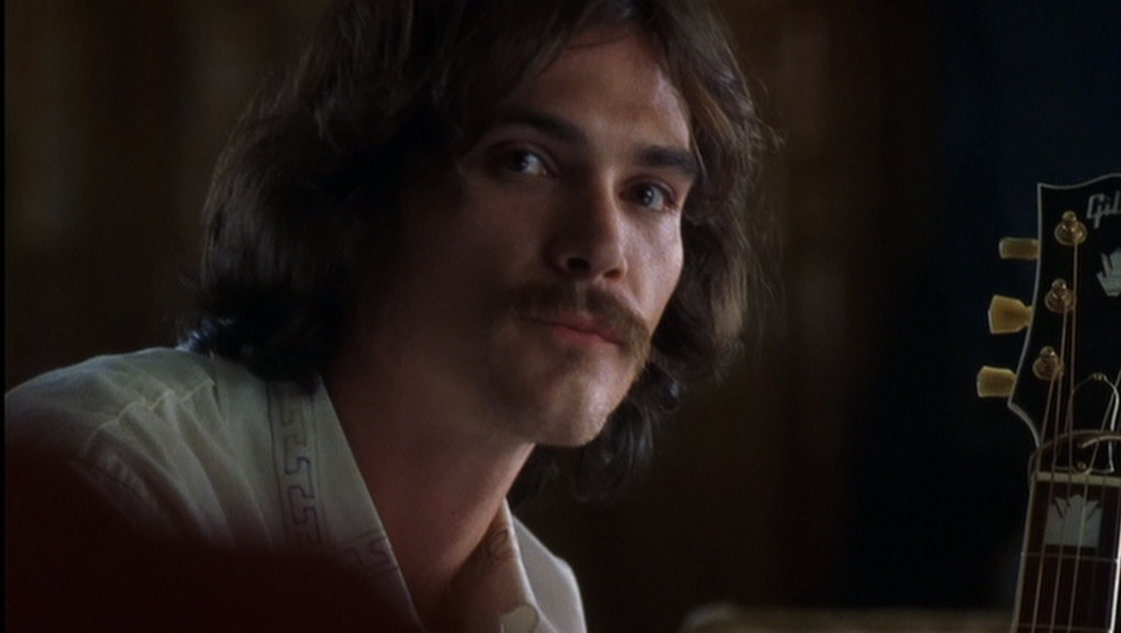 Quase Famosos: 20 anos – and “It’s all happening” – Bibi Ama