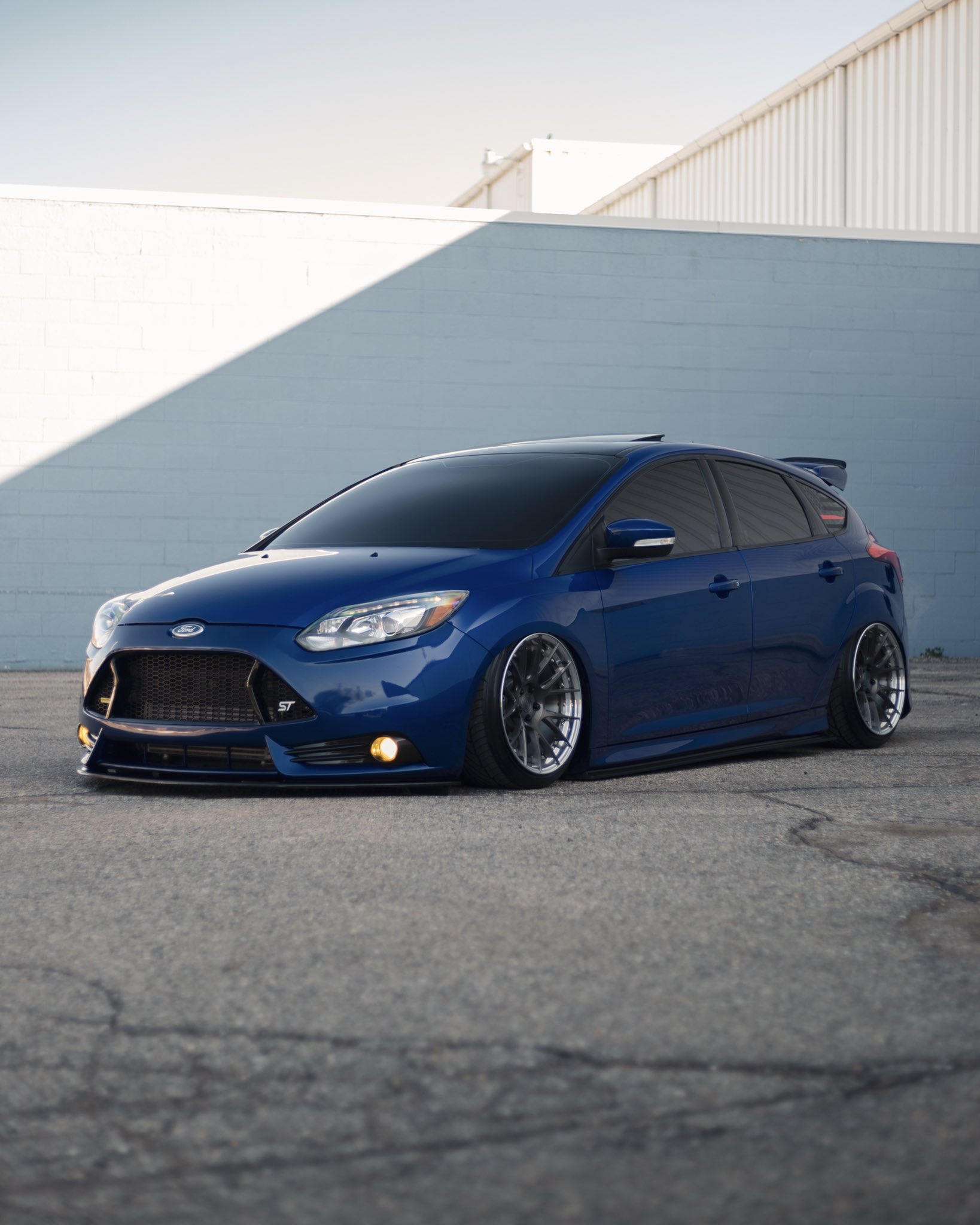 Slammed Ford Focus