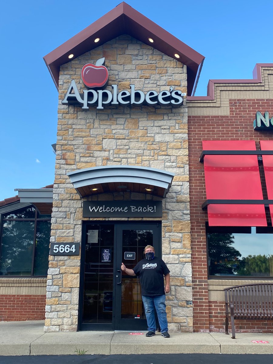 Mike Harmon is at Applebee's : r/NASCAR