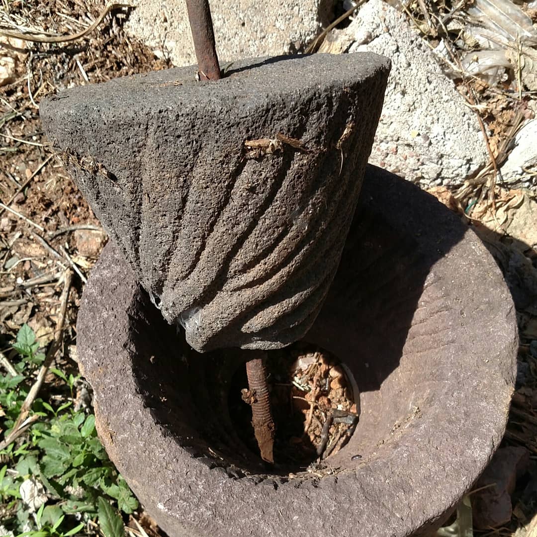 Molinillo De Maiz Antiguo