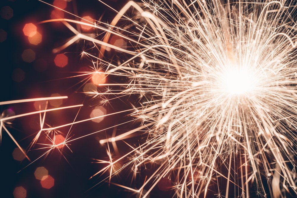 Q: How hot does a sparkler burn? A: 1200 degrees Fahrenheit! Hot enough ...