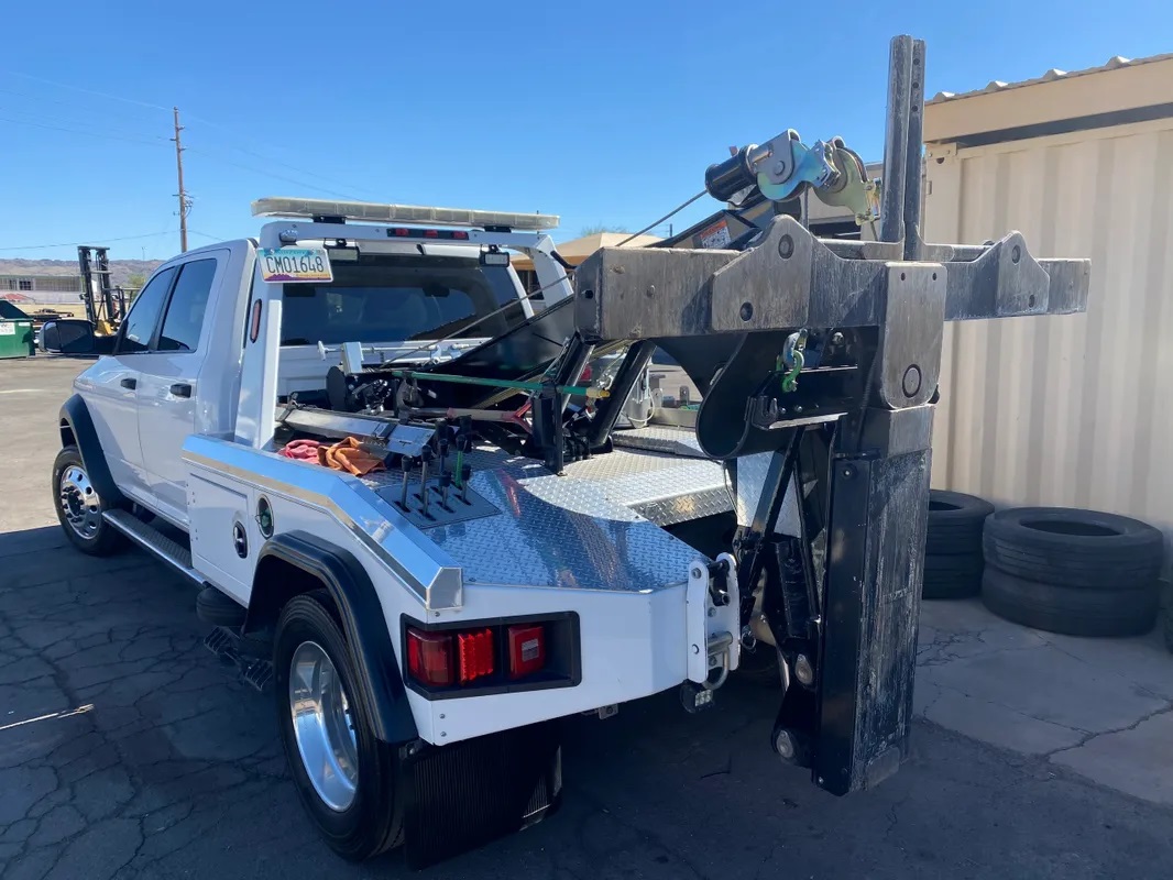 Self Loader Tow Truck