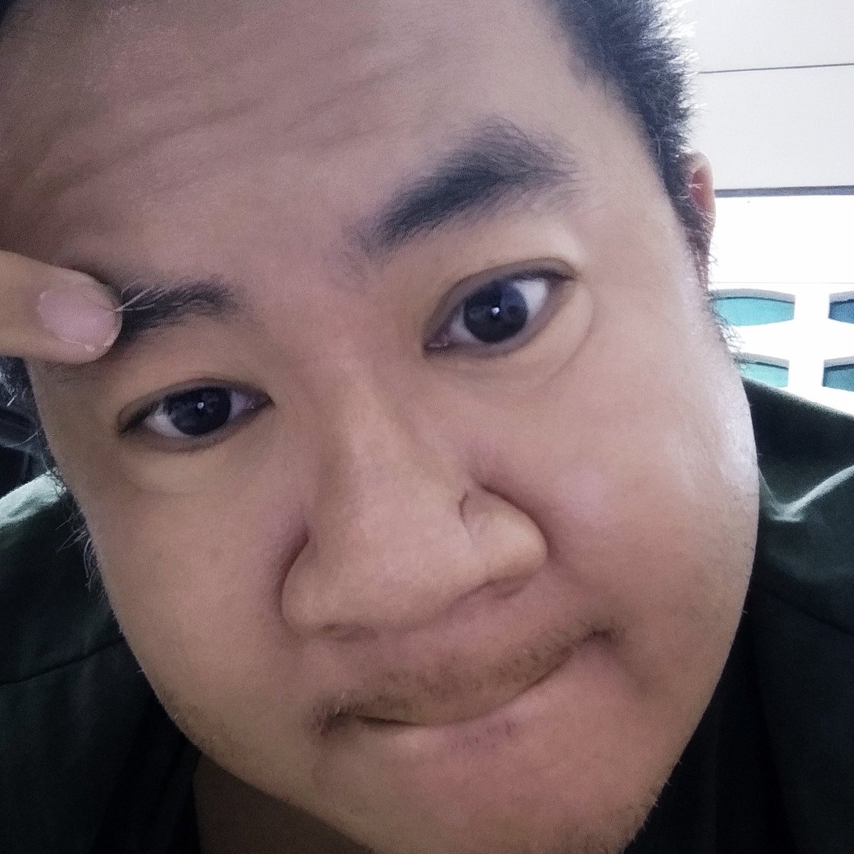 คิ้วหงอก 😁😁😁 Pae Wirat @wiratpae