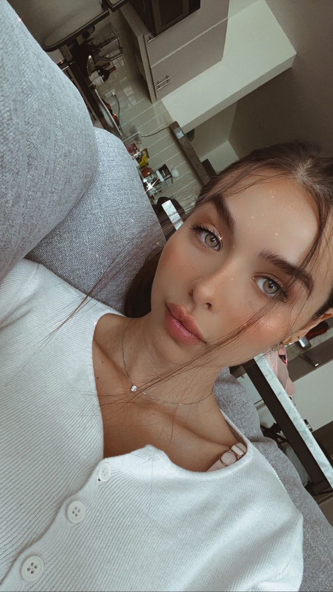 Sophie Mudd is hot af 🤤🔥 Just4Fun_girls @just4fun_girls