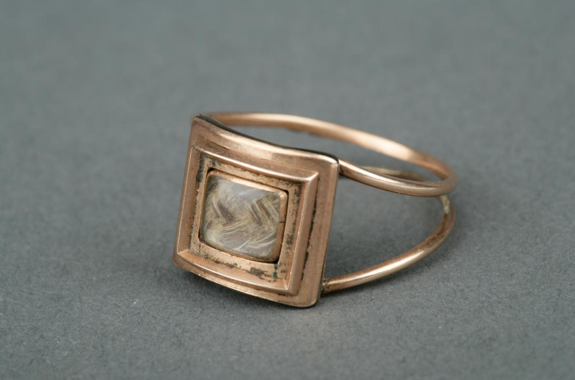 Alexander hamilton wedding ring | Beachweddingtips.com