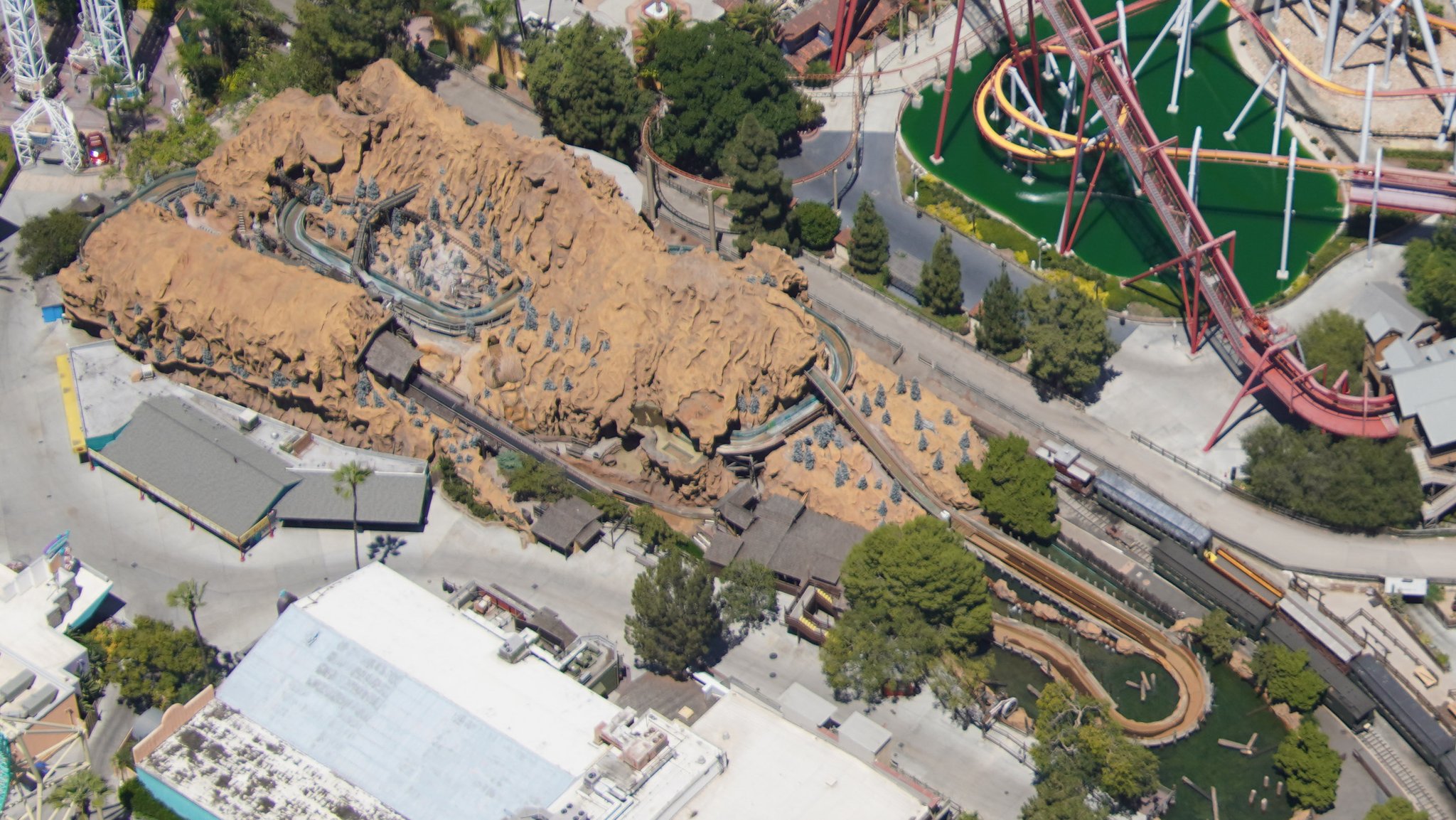 Knotts Berry Farm Timber Mountain Log Ride